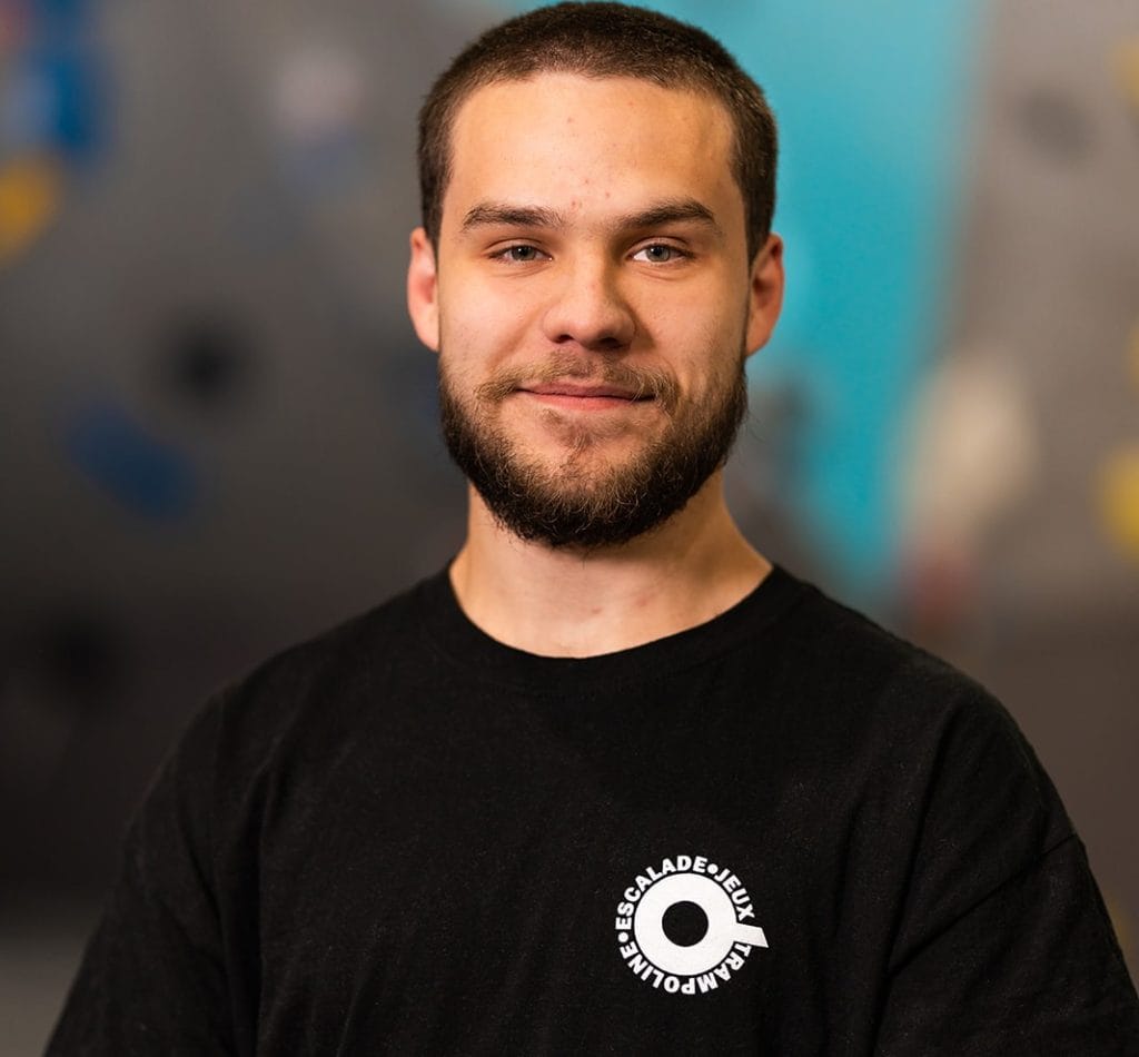 Tête d’affiche | Callam Elliott: From Versatile Employee to Co ...